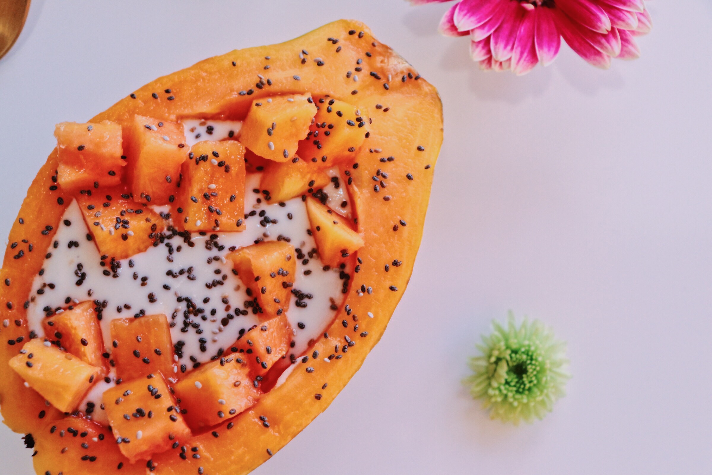 Simple Yogurt Papaya Bowls (Added fiber, probiotics, collagen and omega ...